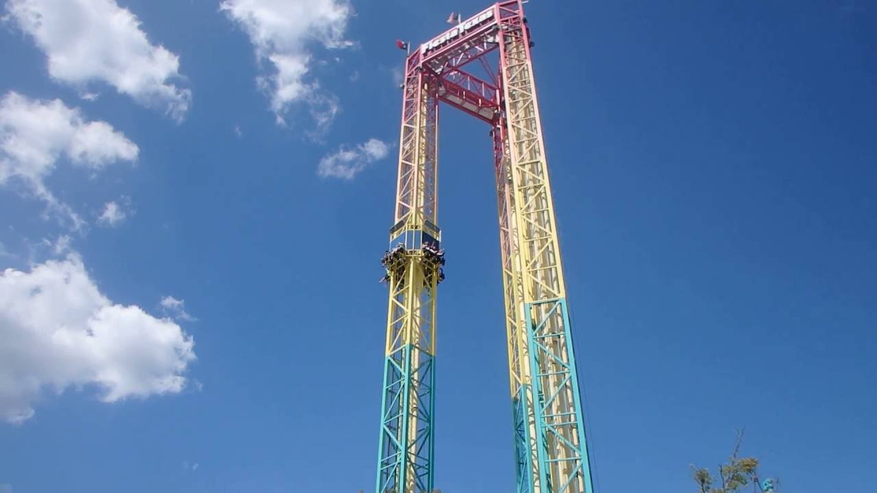 Scream @ Six Flags Fiesta Texas - YouTube