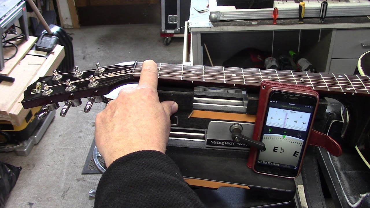 Gibson J-45 before a comp nut ....@StringTech Workstations - YouTube