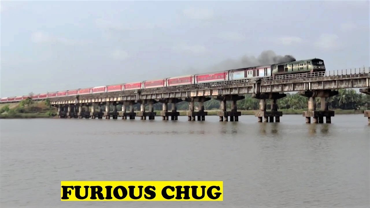 WDP3A ALCO Longest Rajdhani Chug Hard, Honk Scenic Aghanashini Bridge ...
