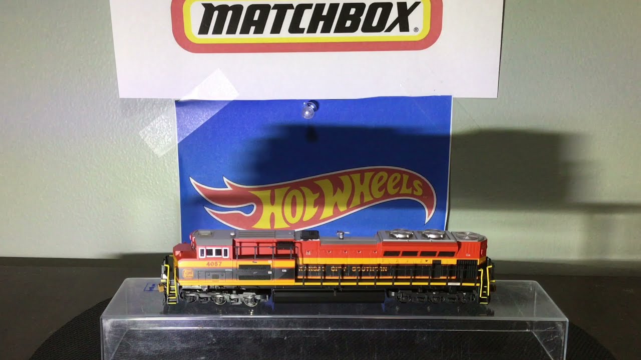 KATO N Scale engine review! - YouTube