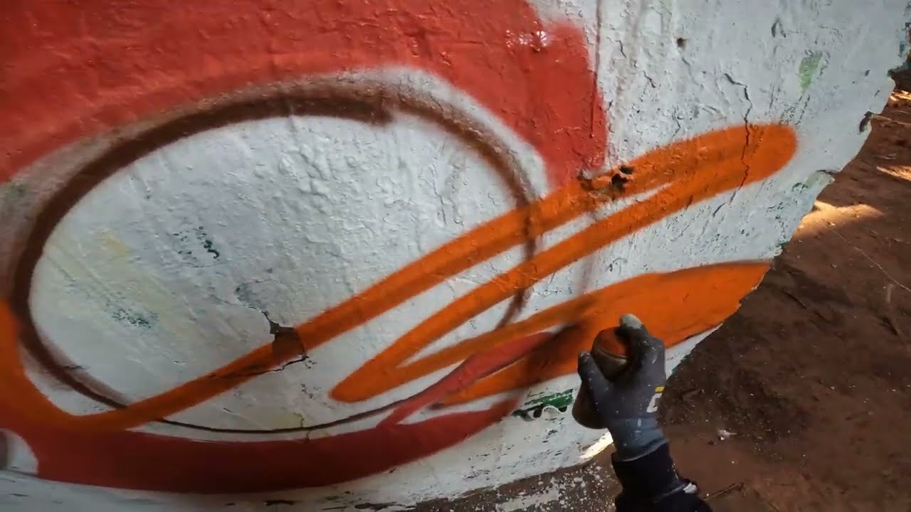Quick Graffiti piece by Kaso One - YouTube