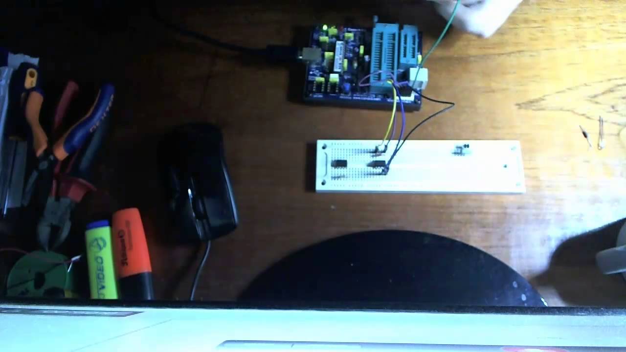 Como programar un PIC12F629 mediante ICSP - YouTube