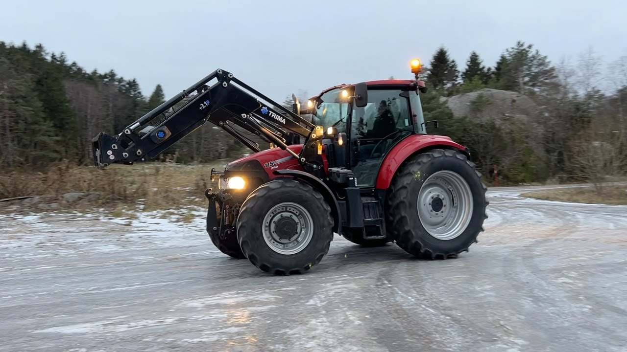 Köp Traktor Case Farmall 115 U Pro på Klaravik - YouTube