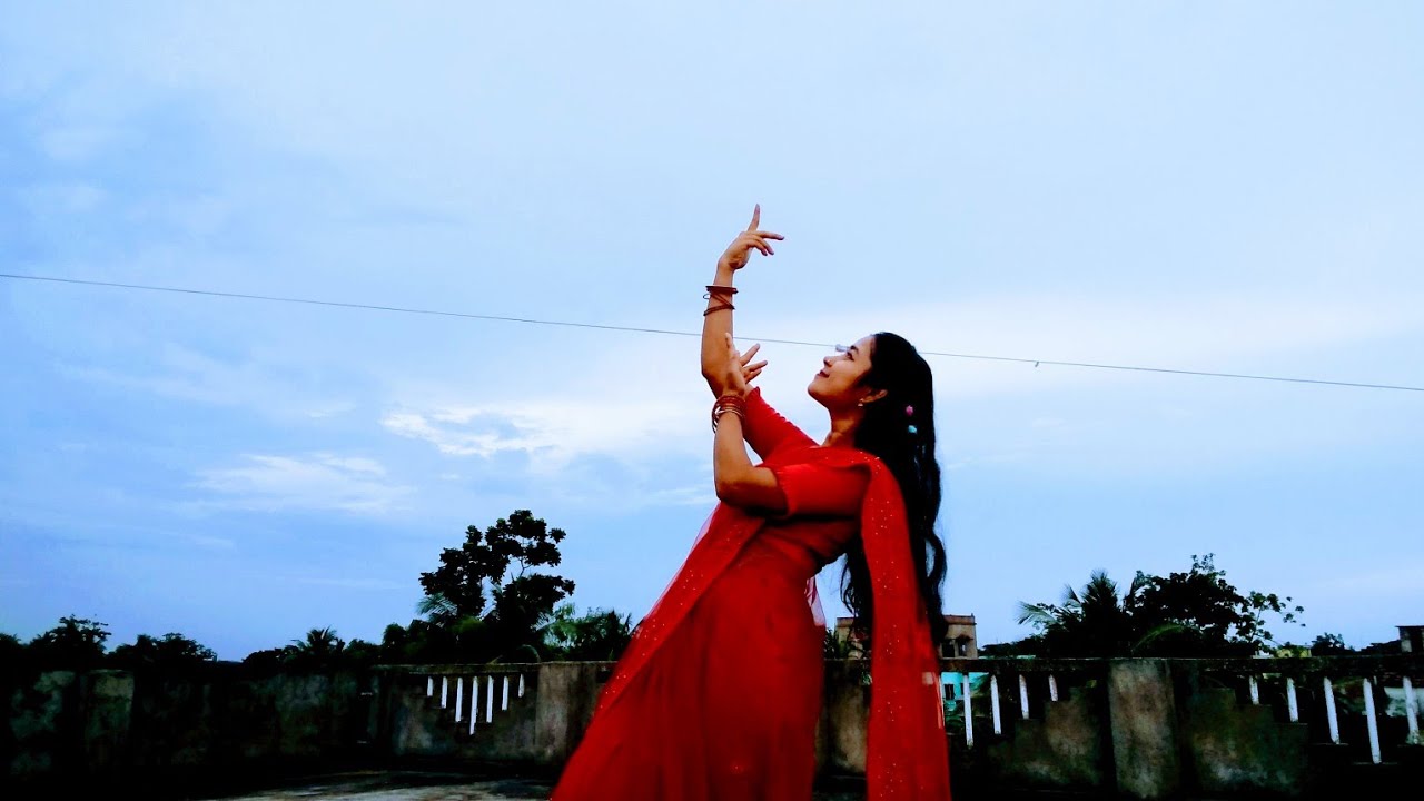 Teri Ore / Singh Is Kinng / ( Dance Cover by Moumita Barman) - YouTube