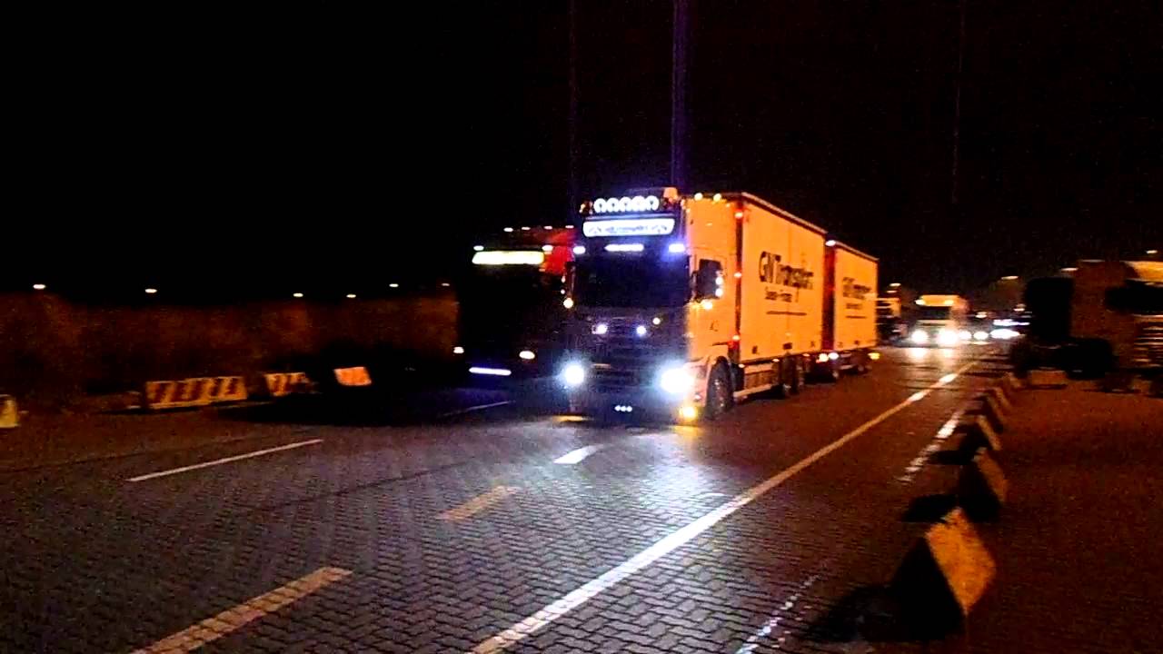 Scania V8 GN Transport - YouTube