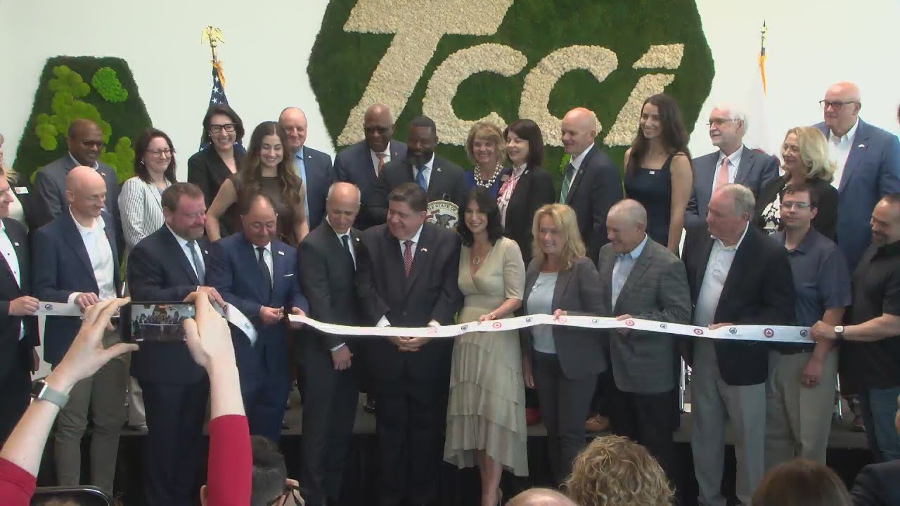 Decatur manufacturing company unveils Clean Energy Innovation HUB - YouTube