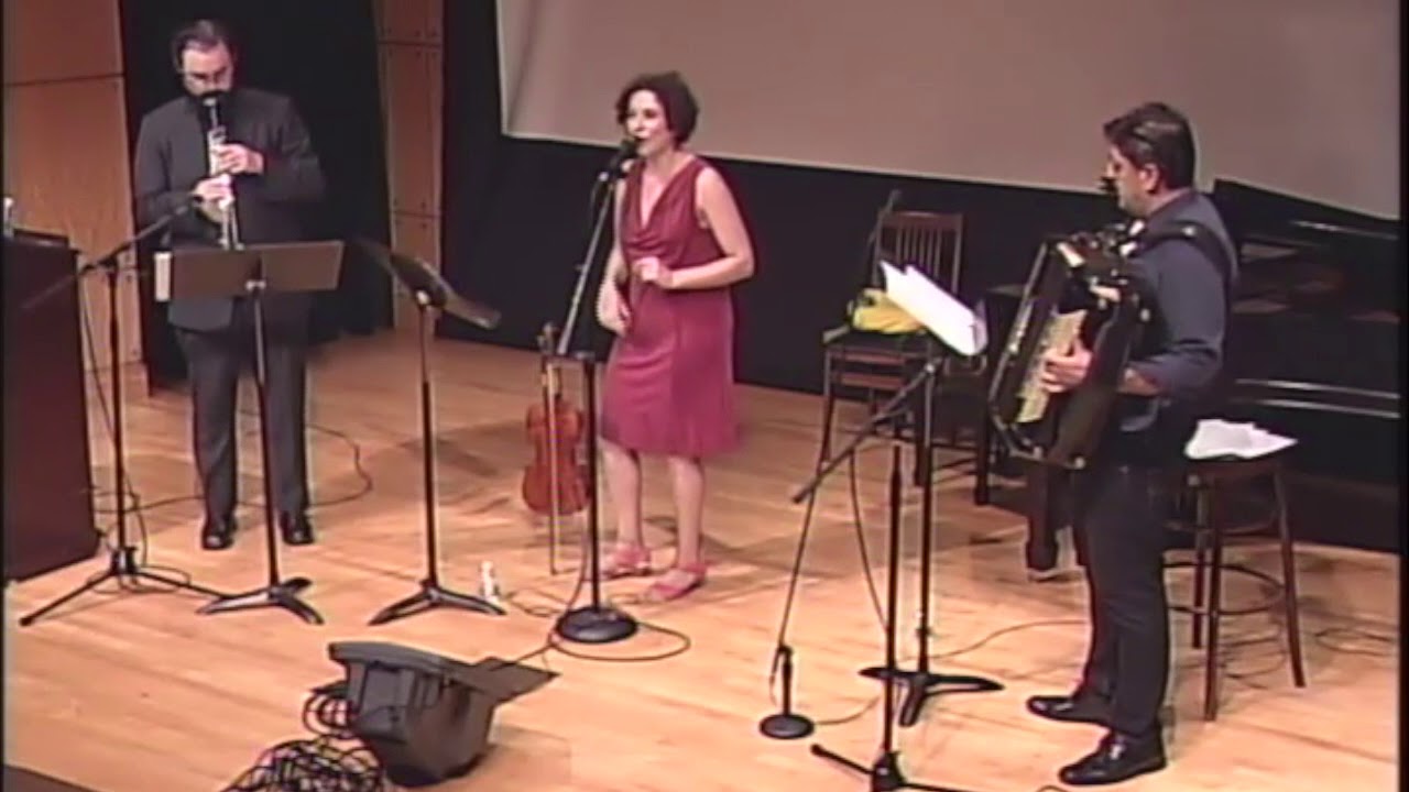 Meydelekh un vaybelekh, from the Ruth Rubin collection - YouTube