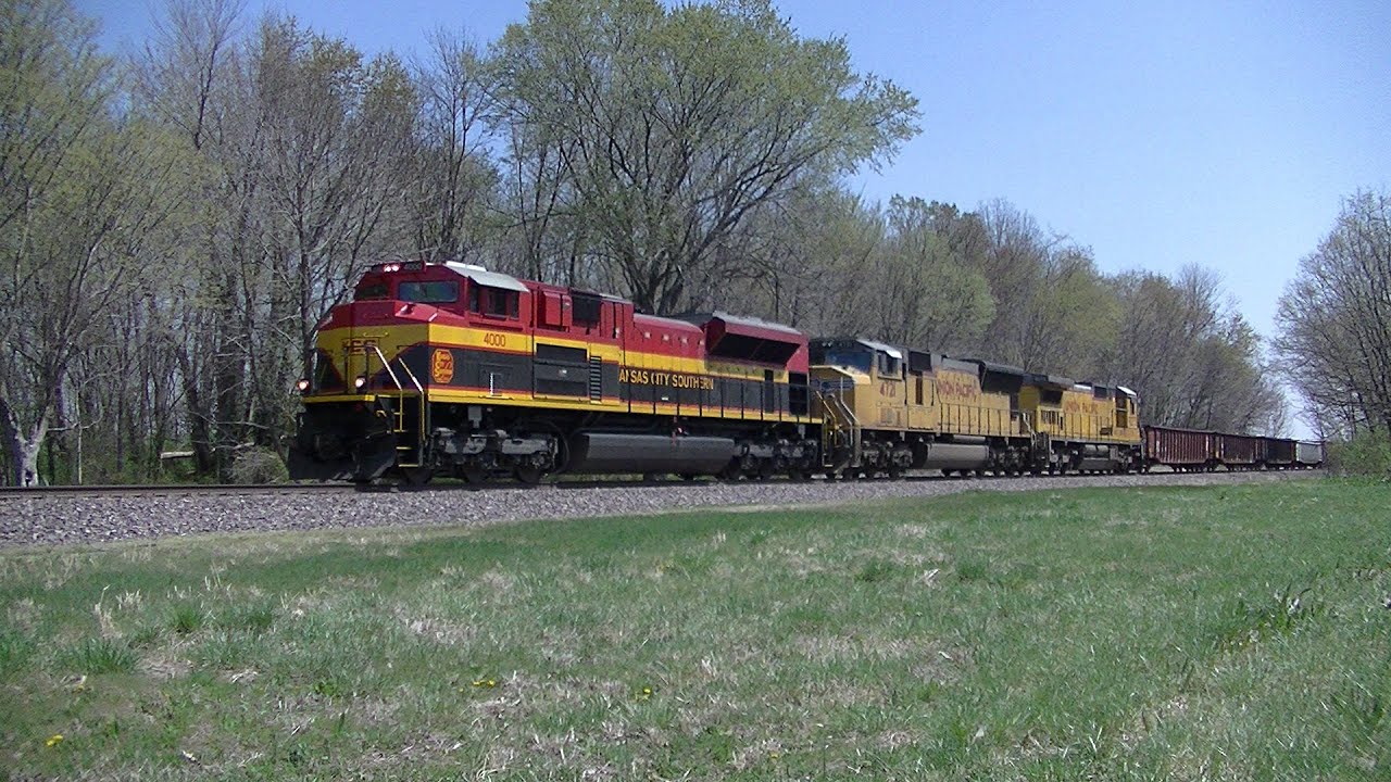 HD: 4/18/14 KCS 4000 leads NS 168 in Shiloh, IL - YouTube