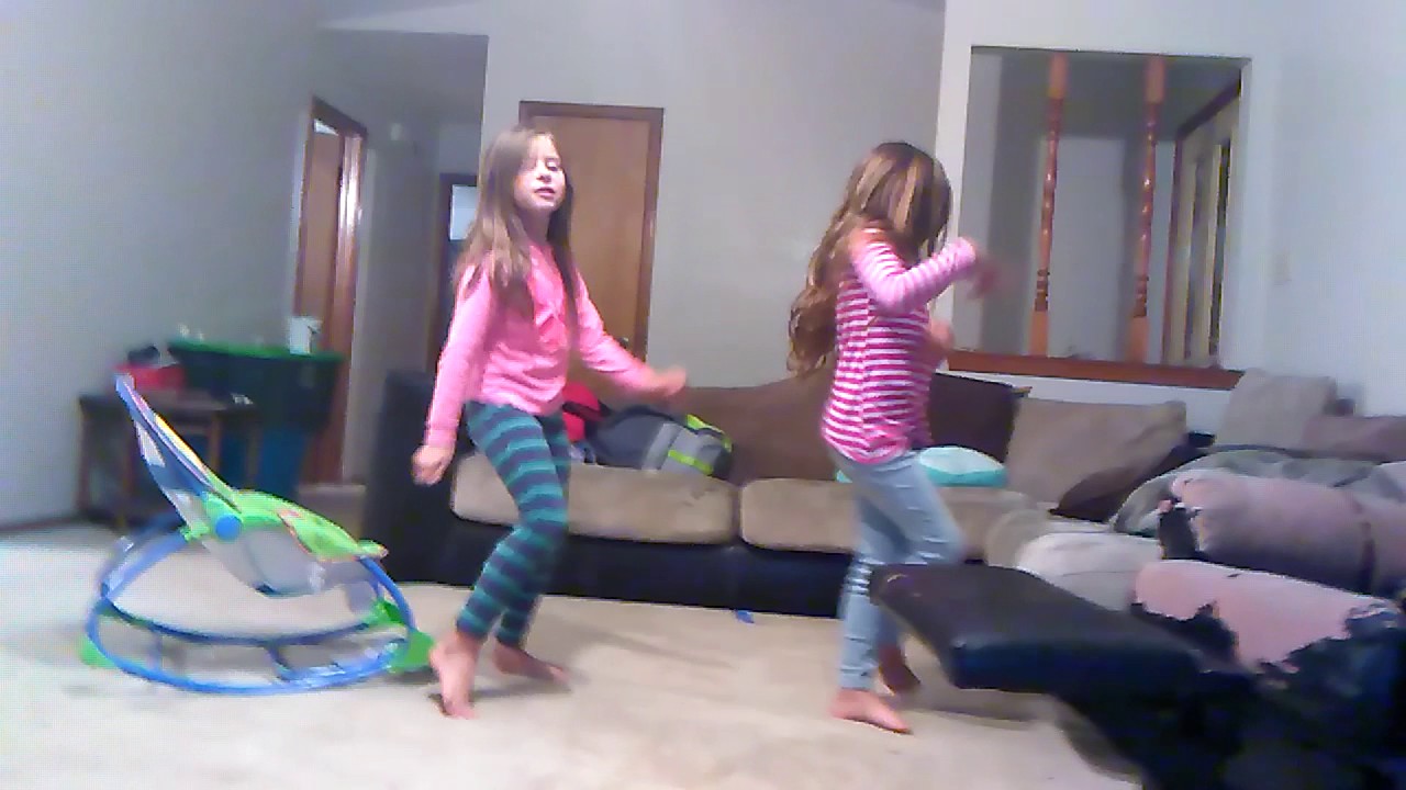 Abigail Davis Kayla Davis I wiped my hair back and forth - YouTube