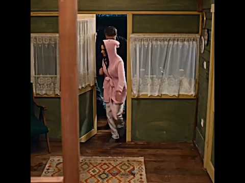 Oruç'un Eleni'yi kıskanmadığı bi yapay zeka Niko kaldı heralde jdjdjdkeoeo😂🐣✨️ #orel #taşacakbudeniz