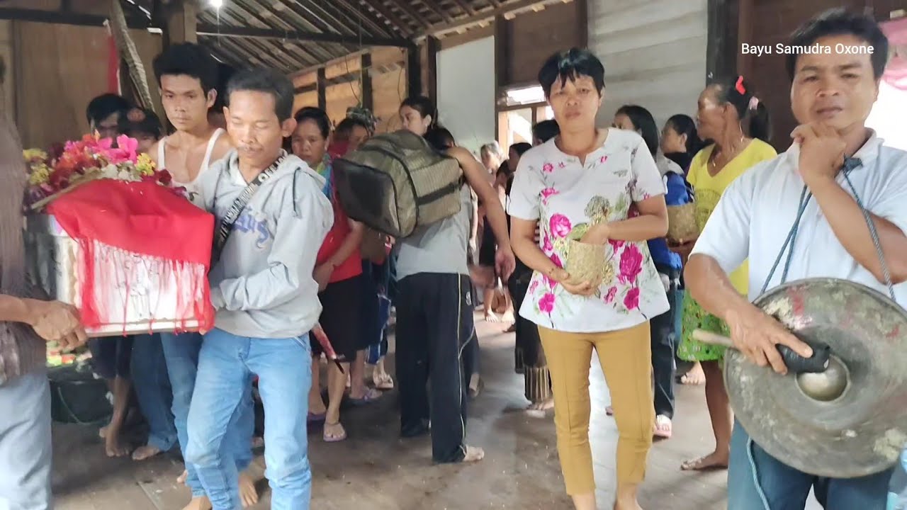 Pemakaman, secara agama hindu kaharingan, suku dayak kalimantan tengah ...