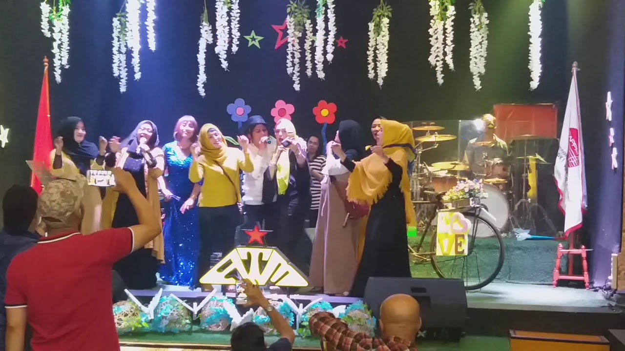 YAYUK SUSENO Feat VONNY SUMLANG - SALAH APA AKU /Cipt. Ilir 7 Band ...