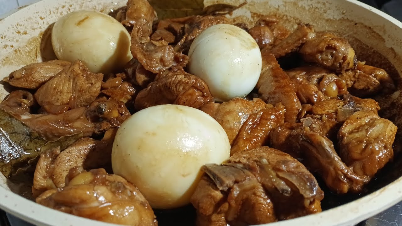 CHICKEN ADOBO FILIPINO STYLE RECIPE - YouTube