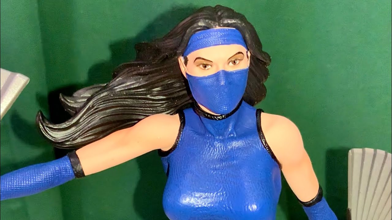 Kitana Mortal Kombat Diamond Select Gallery Statue - YouTube