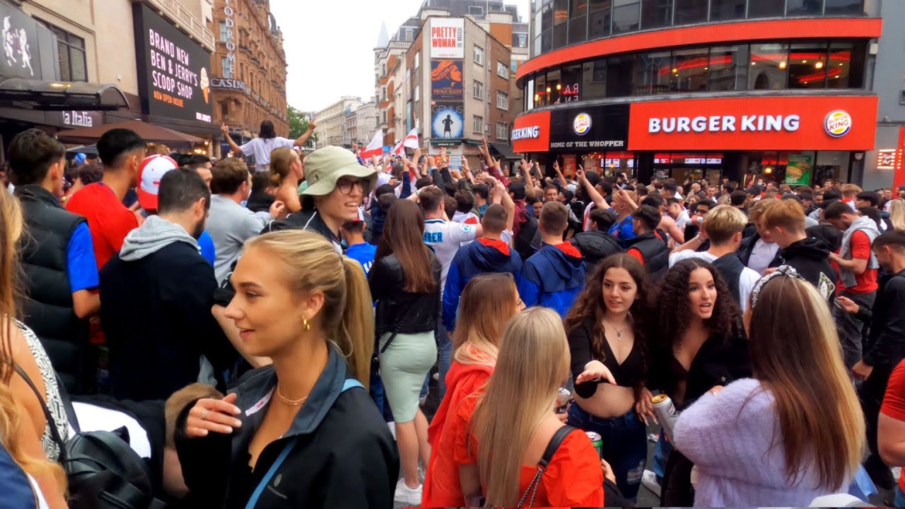 England Fans 🎉⚽celebrate win Germany in Central London⚽ Euro 2020 (Part ...