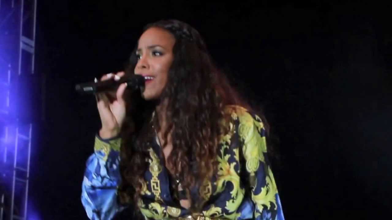 Kelly Rowland performs LIVE at Jazz in the Gardens - YouTube