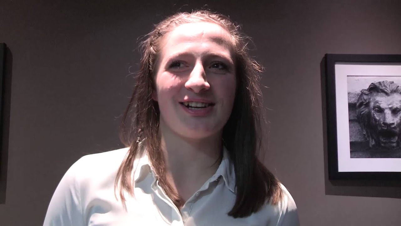 Laura Cyclone Kelly talks ahead of her next fight on 31 Oct - YouTube