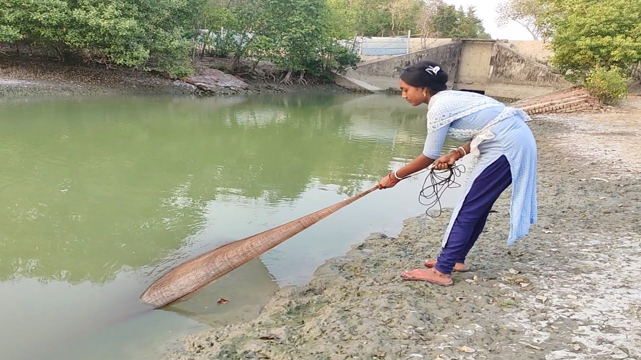 Traditional Net Fishing Video | River Fish Catching Using by Cast Net ...
