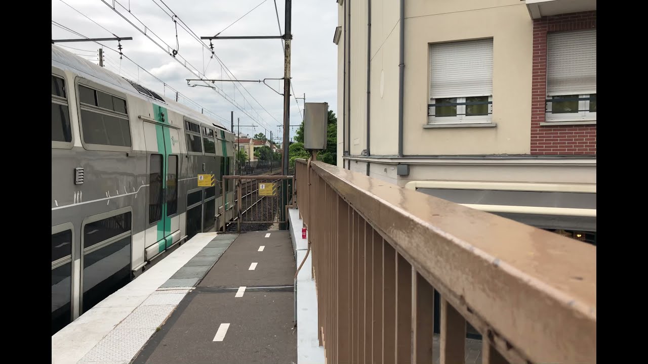 RER A - MI09 / CHATOU-CROISSY - YouTube