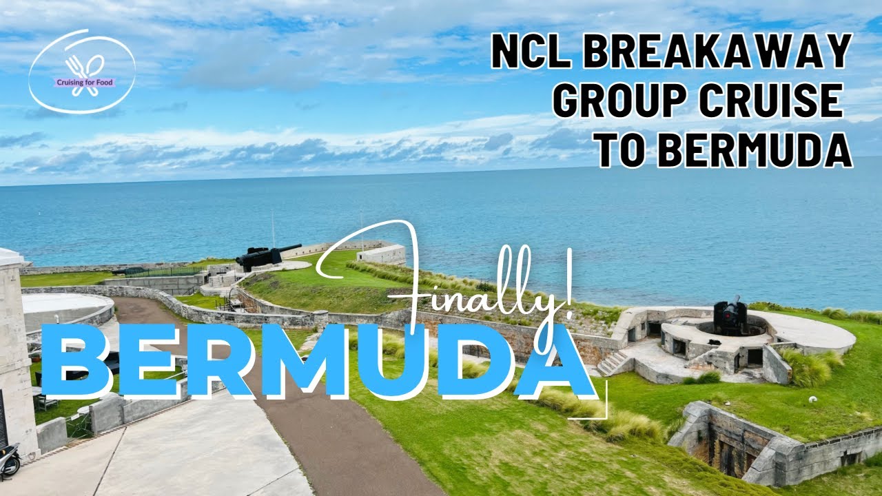 BERMUDA! | HALLOWEEN COSTUMES | GLOW PARTY | NCL BREAKAWAY - YouTube