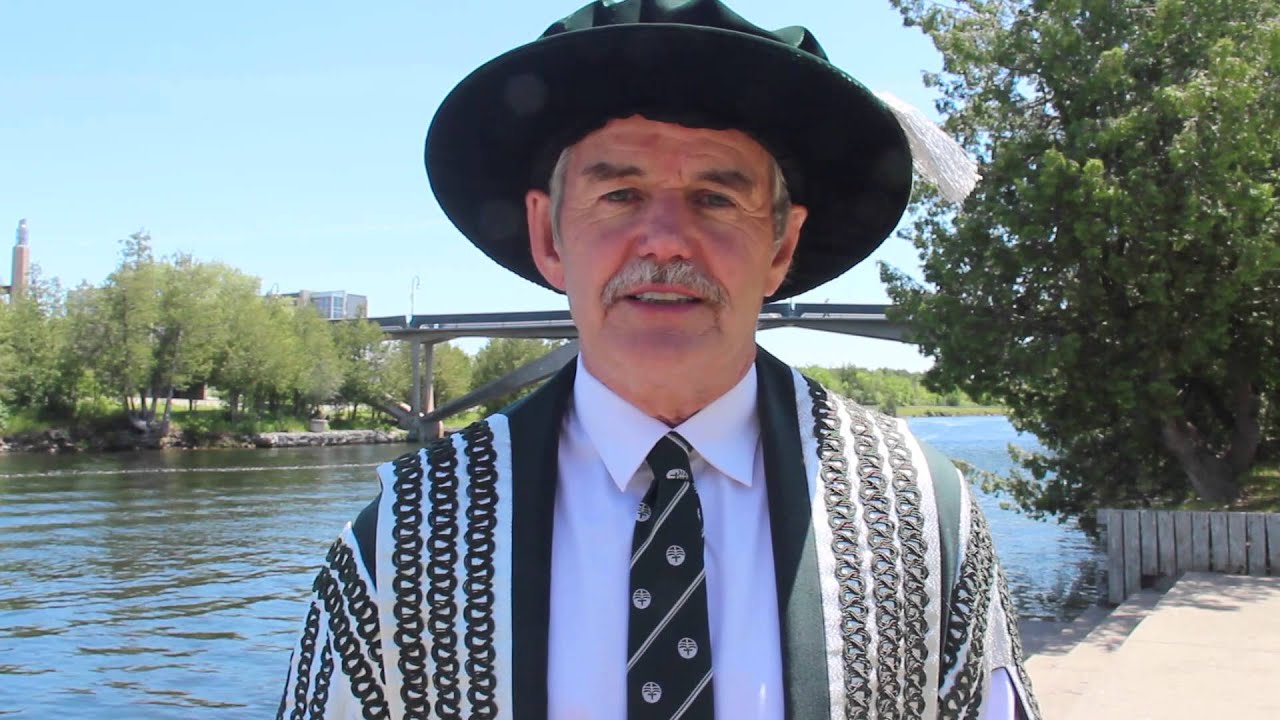 Convocation 2015: Dr. Leo Groarke - YouTube