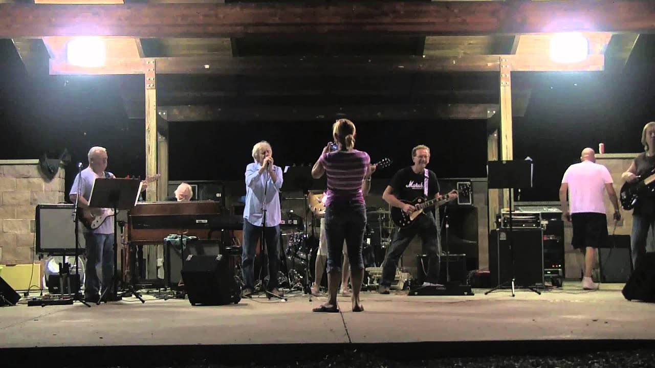 The Untouchables featuring Joe Stanley performing Color My World - YouTube