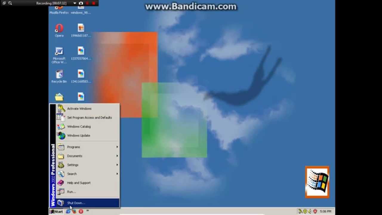 Windows XP Transformed Into Windows 2000 - YouTube
