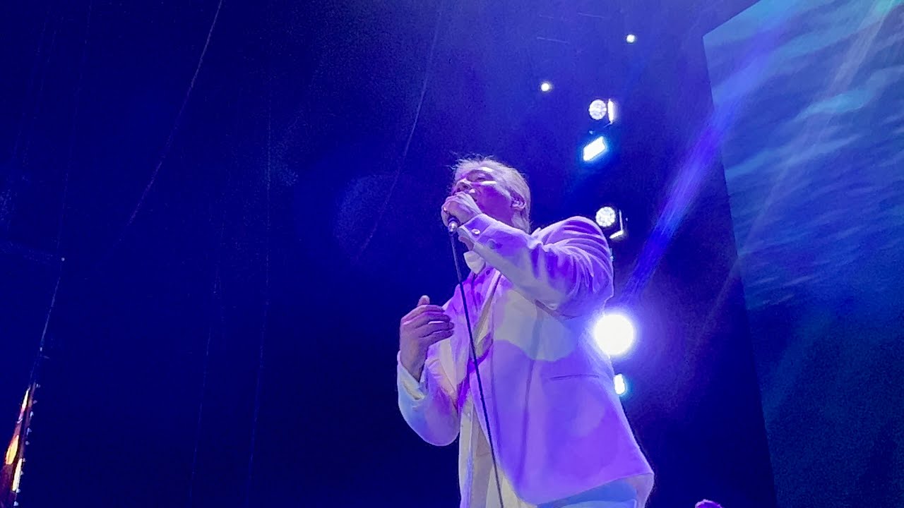 Cristian Castro - Azul - En Vivo desde la Arena CDMX - YouTube