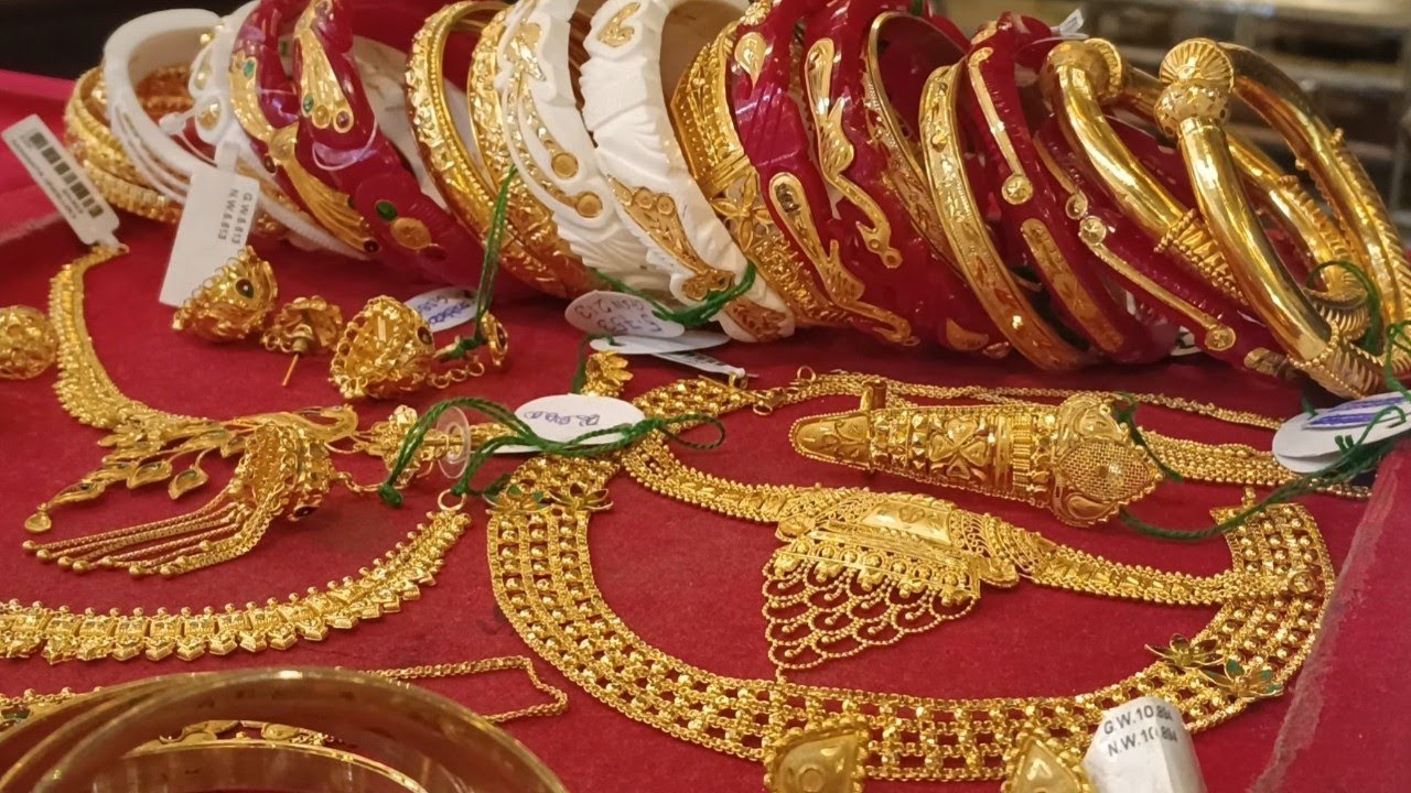 600 Milligram Theke Biyer Gold Necklace Sakha Pola Bala Jhumka Kanbala ...