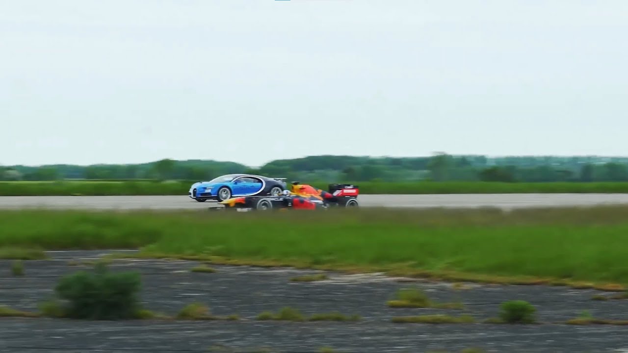 Bugatti Chiron vs. F1 car drag race - YouTube