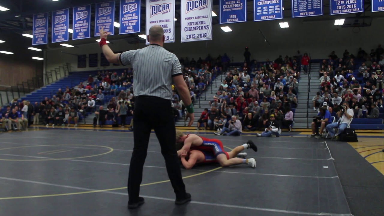 220 lbs Cade Lautt KS vs Callum Trester MO - YouTube