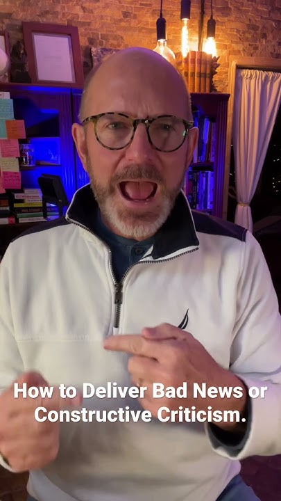 How to deliver feedback or constructive criticism. - YouTube