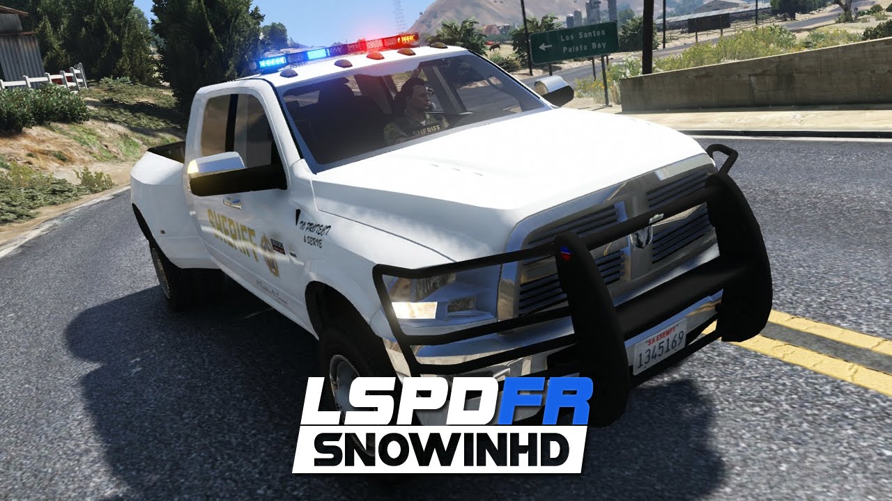 GTA 5: LSPDFR - Day 105 - Ram 3500 - YouTube