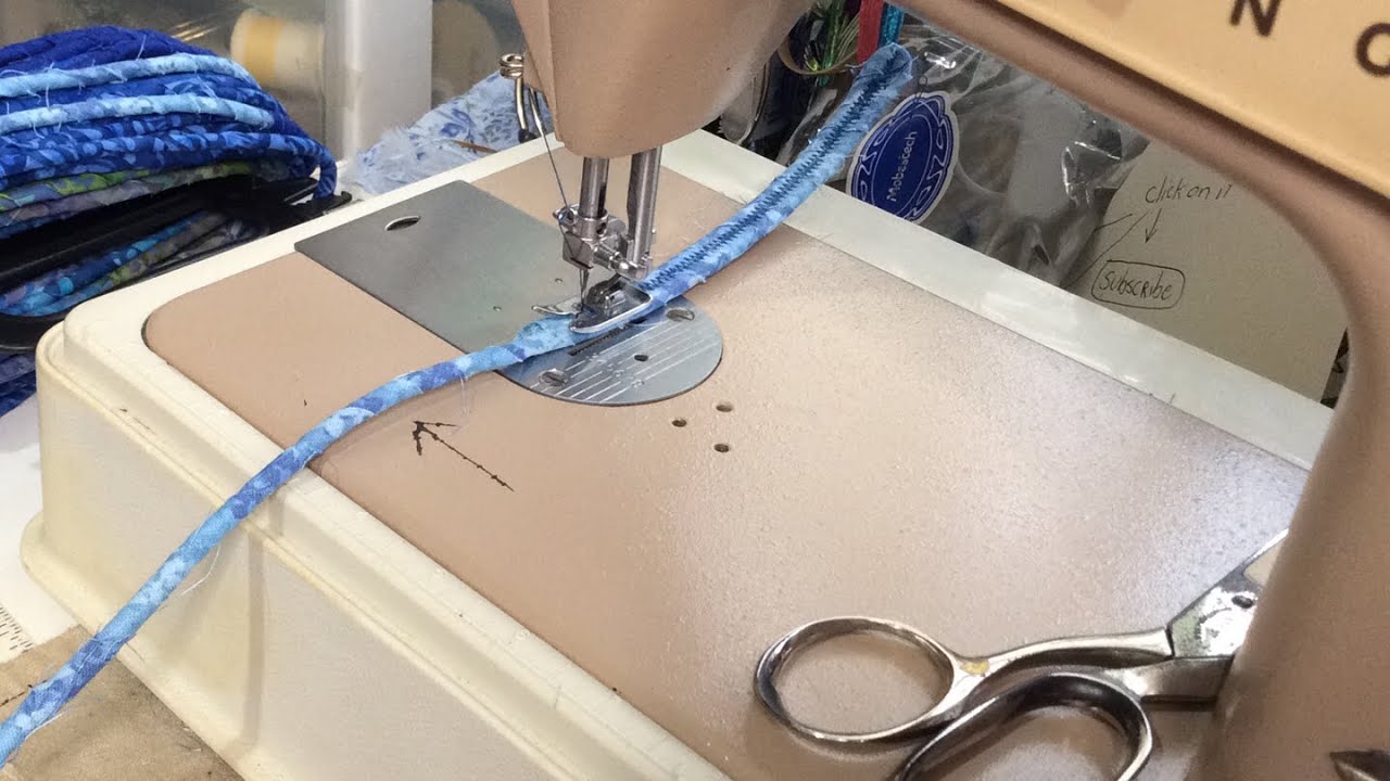 Make a rope handbag wrapped with fabric strips - YouTube