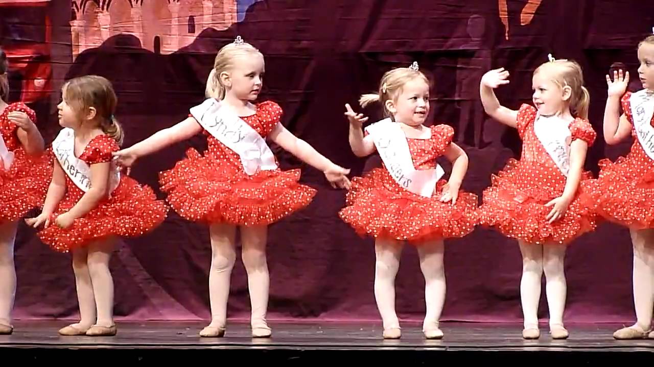 Lyndy Dances a Miss America Ballet - YouTube