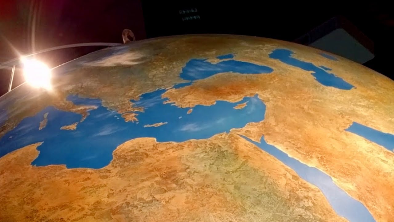 How horizon curvature changes as height increases - YouTube