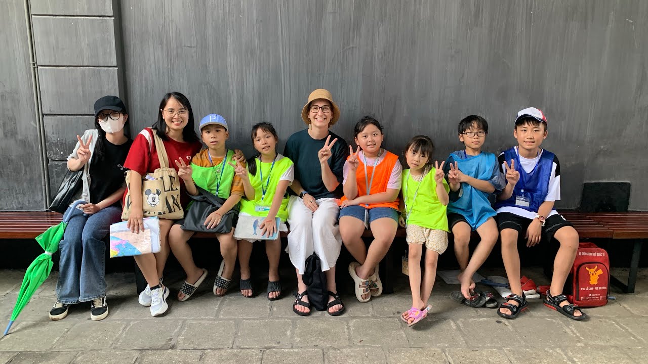 Miss. Anna& Ms. Vicky’s English club_ Ngoại khoá 15/7 - YouTube