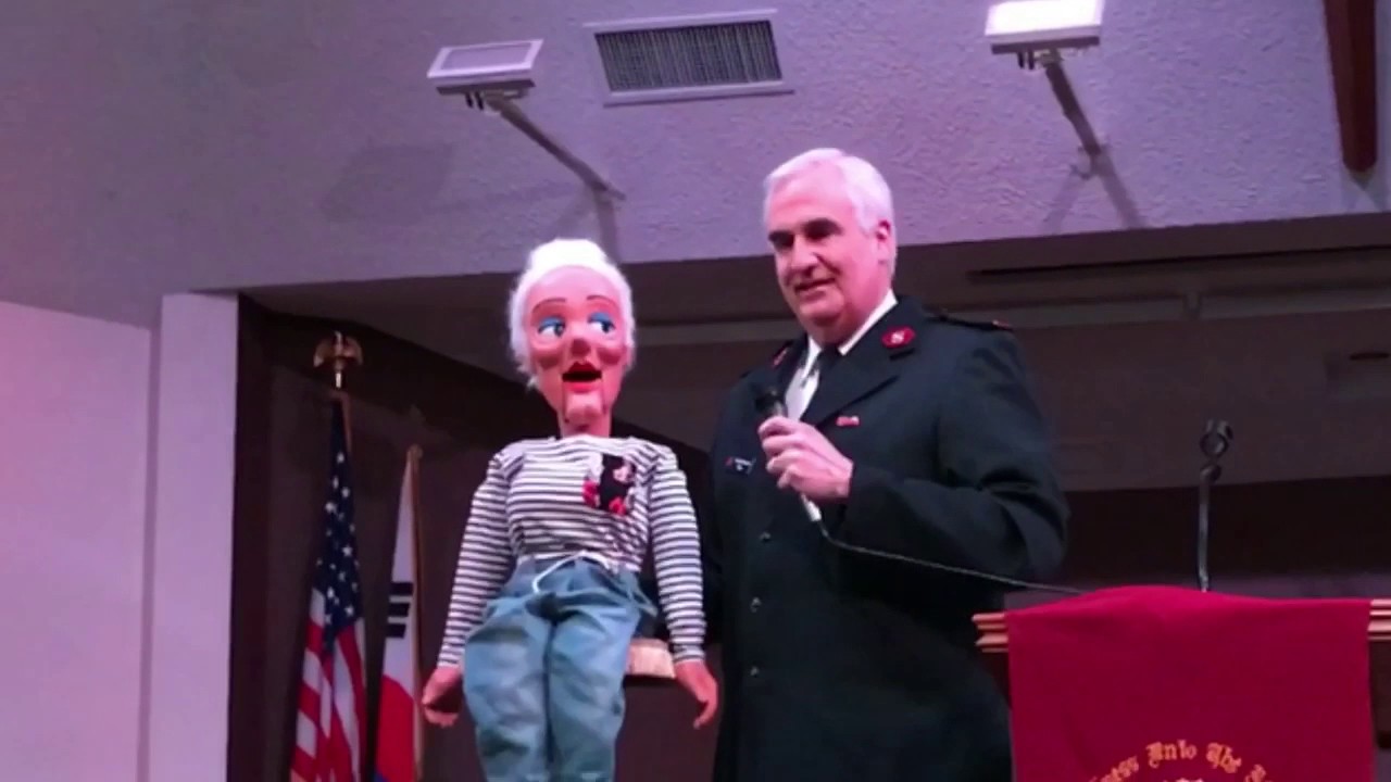 The Major & Edith Foster, Fallen Broadway Star - YouTube