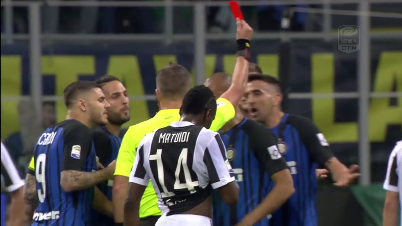 Ronaldo first game for juventus - YouTube