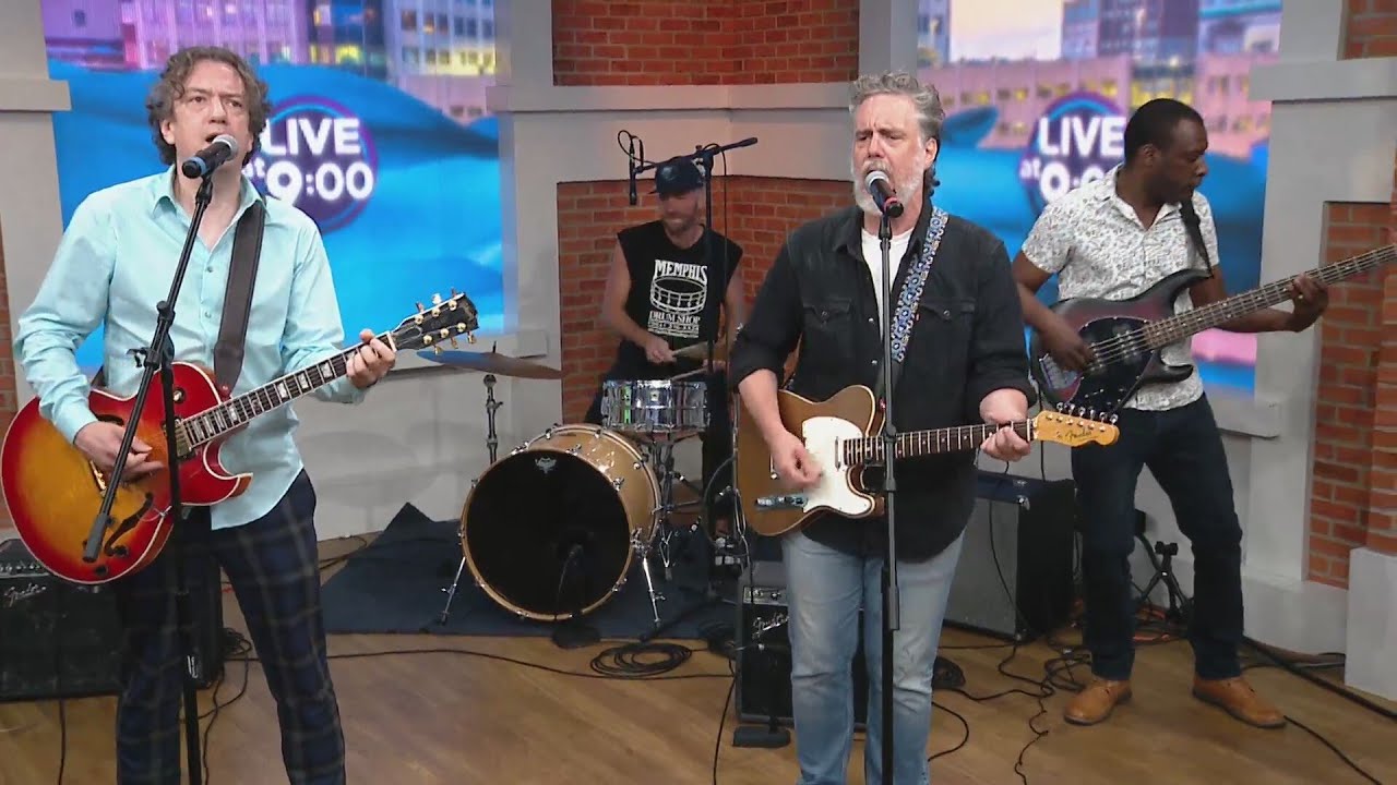 (1 of 2) Performance: Jesse and Noah Bellamy rock 'Live at 9' - YouTube