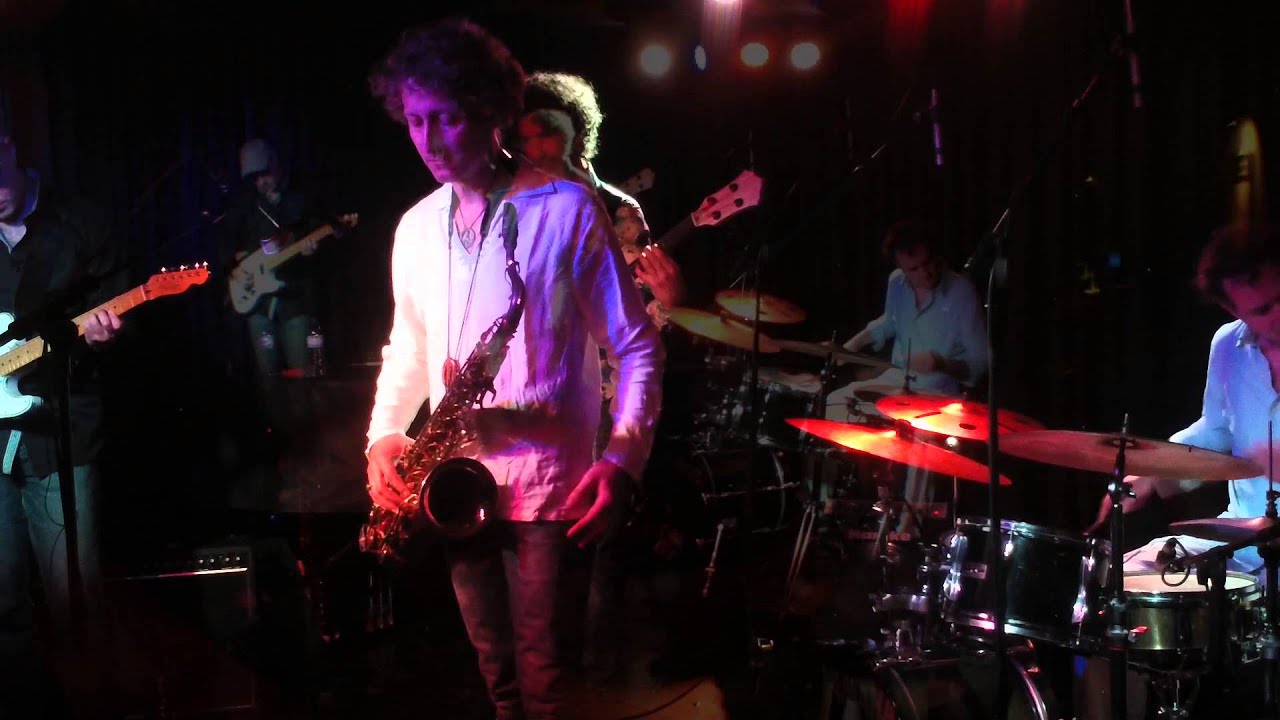 Stephan-Max Wirth Experience live in Lisbon "Sad South" - YouTube