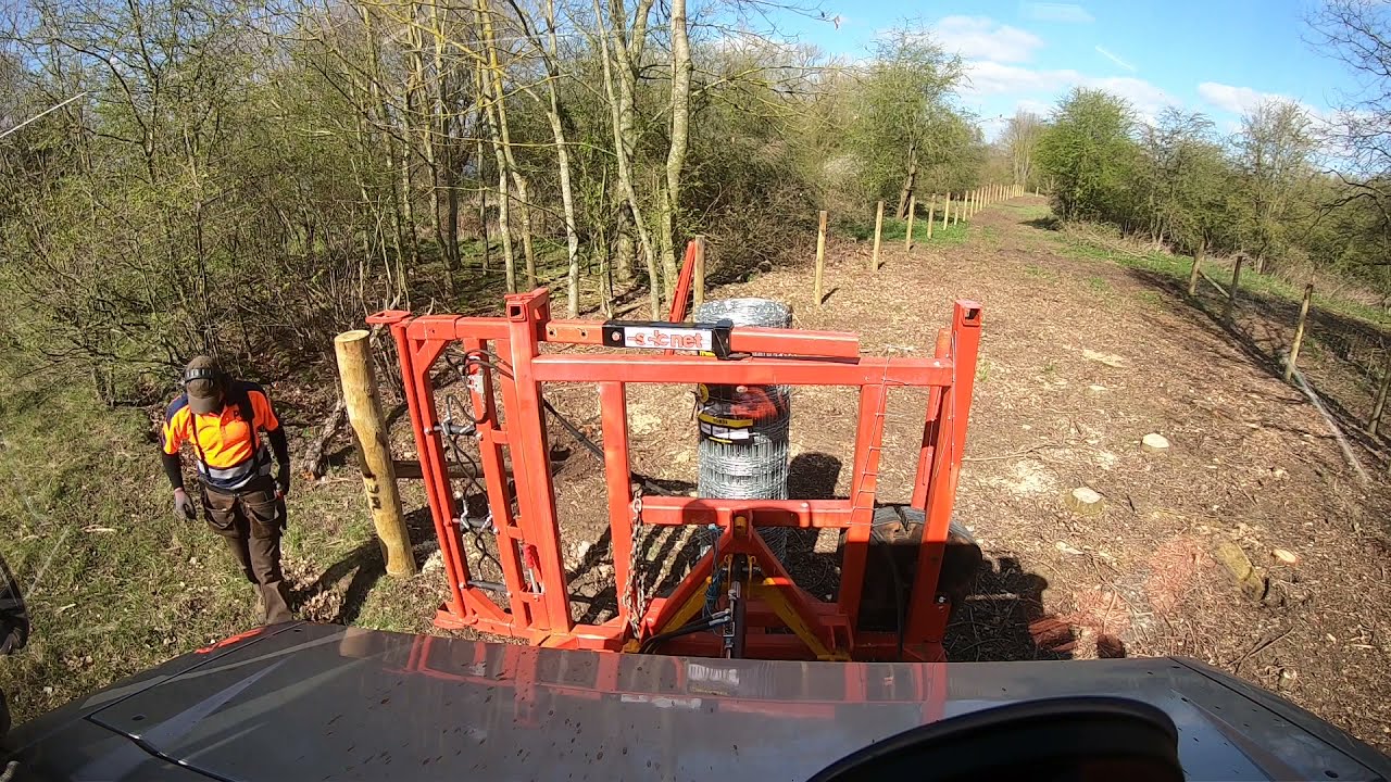 Solonet 3pt linkage mounted - YouTube