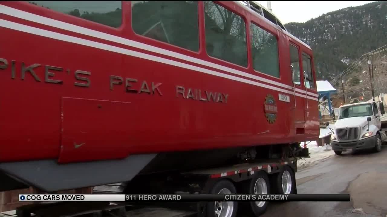 Cog cars make their final trip down Pikes Peak - YouTube