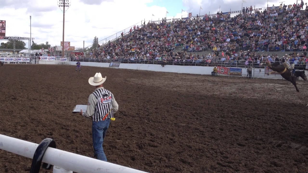 Clovis, California - Centennial Rodeo - 4/26/2014 - YouTube