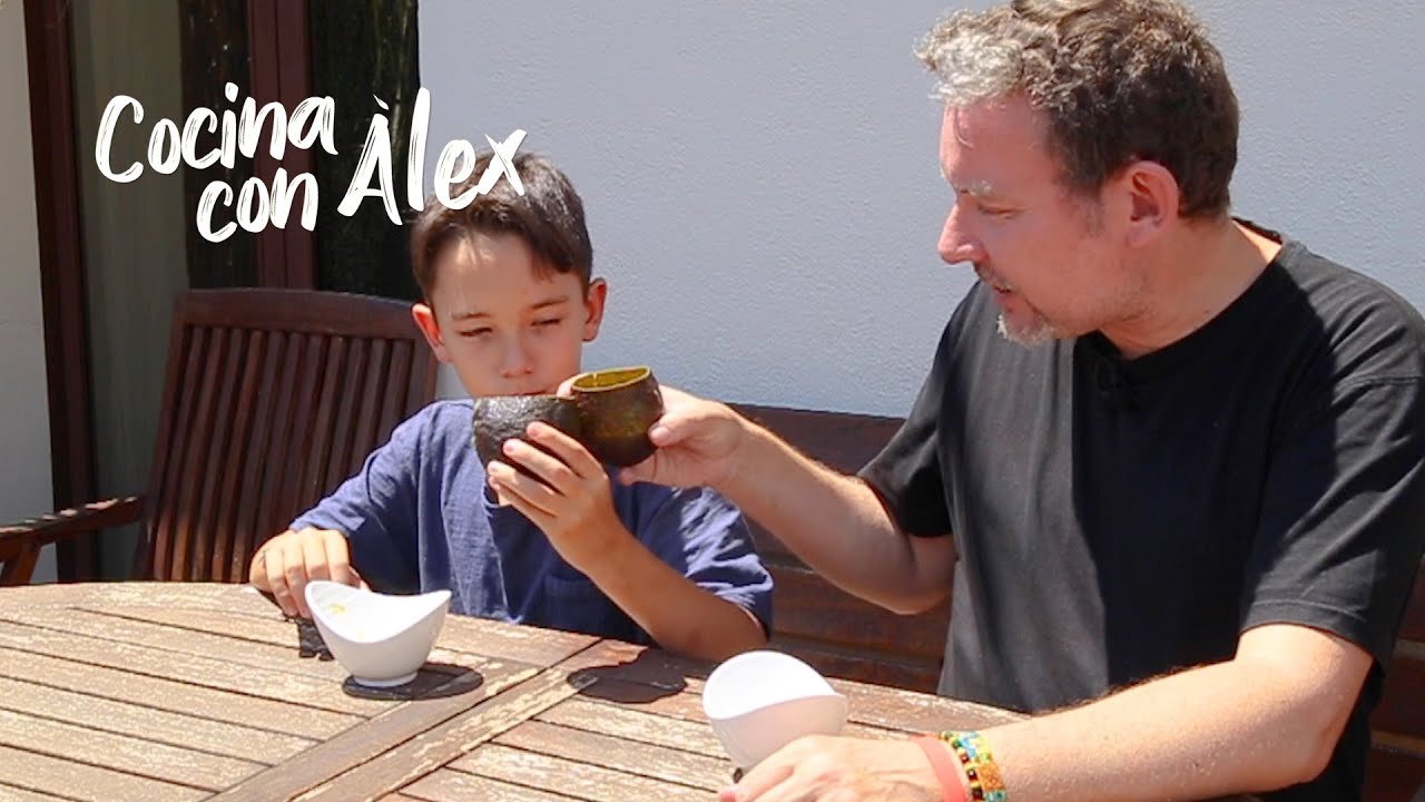 'Cocina con Àlex' esta deliciosa crema de aguacate - YouTube