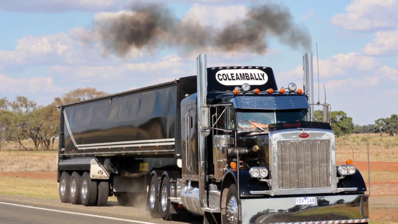She loves my Peterbilt , Peterbilt trucks in Australia - YouTube