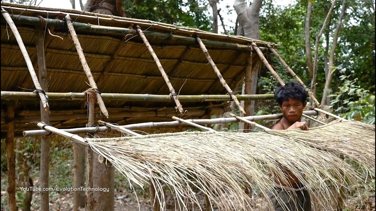 Primitive Technology, Mud huts, ep 4 - YouTube