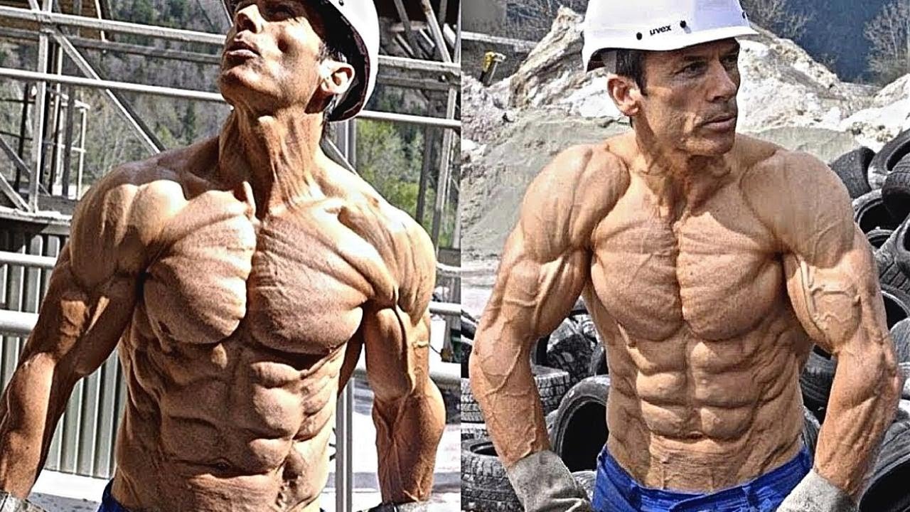 The MOST SHREDDED Human Being On Earth "2% Bodyfat" - Helmut Strebl ...