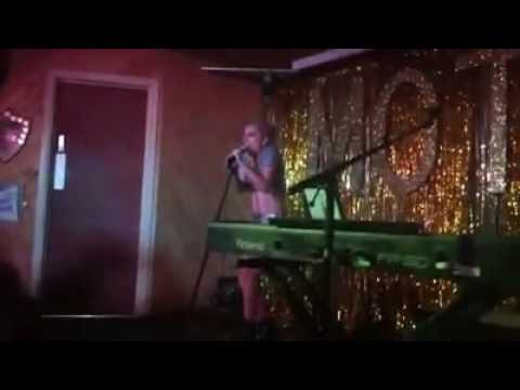 Lady Gaga - Perfect Illusion Live at Moth
