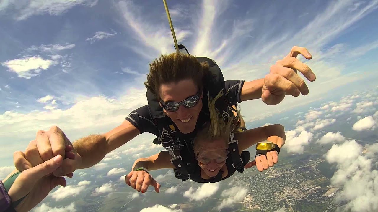 1431 Angel McDonnell Skydive at Chicagoland Skydiving Center 20150613 ...